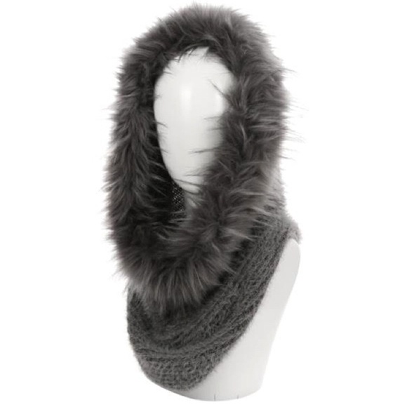 Accessories | Chunky Faux Fur Trimmed Knit Infinity Scarf | Poshmark